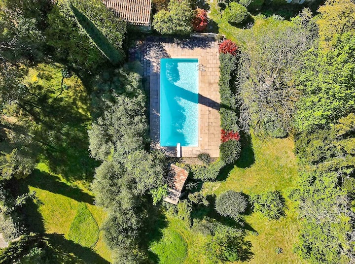 Mas, 6 Ch, Uzès à Pied, Piscine, Grand Jardin - Uzès