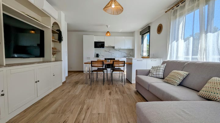 T3 Neuf Lumineux Avec Terrasse - 5 Min Plage - 