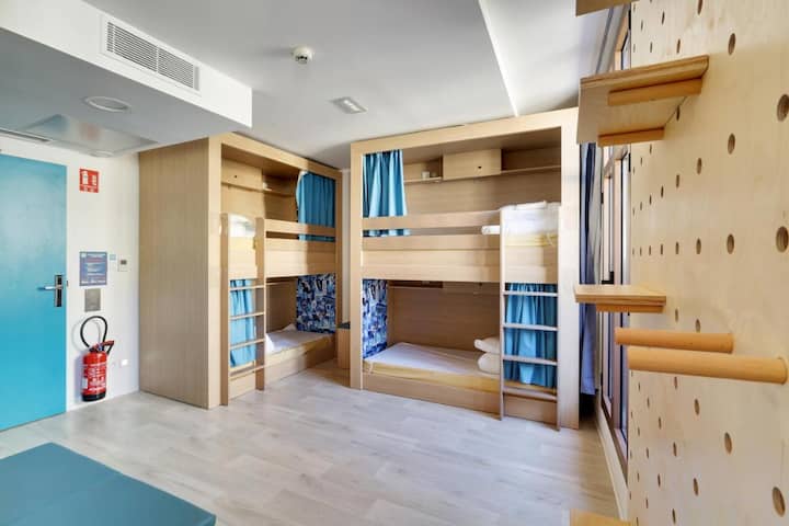 1 Lit En Dortoir De 4 Sdb Privée -