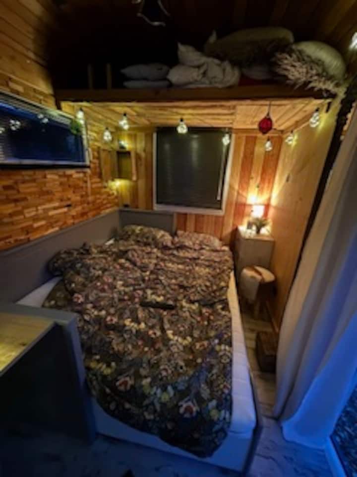 Abenteuerlust Statt Schickimicki?
Baubude & Sauna - Germany