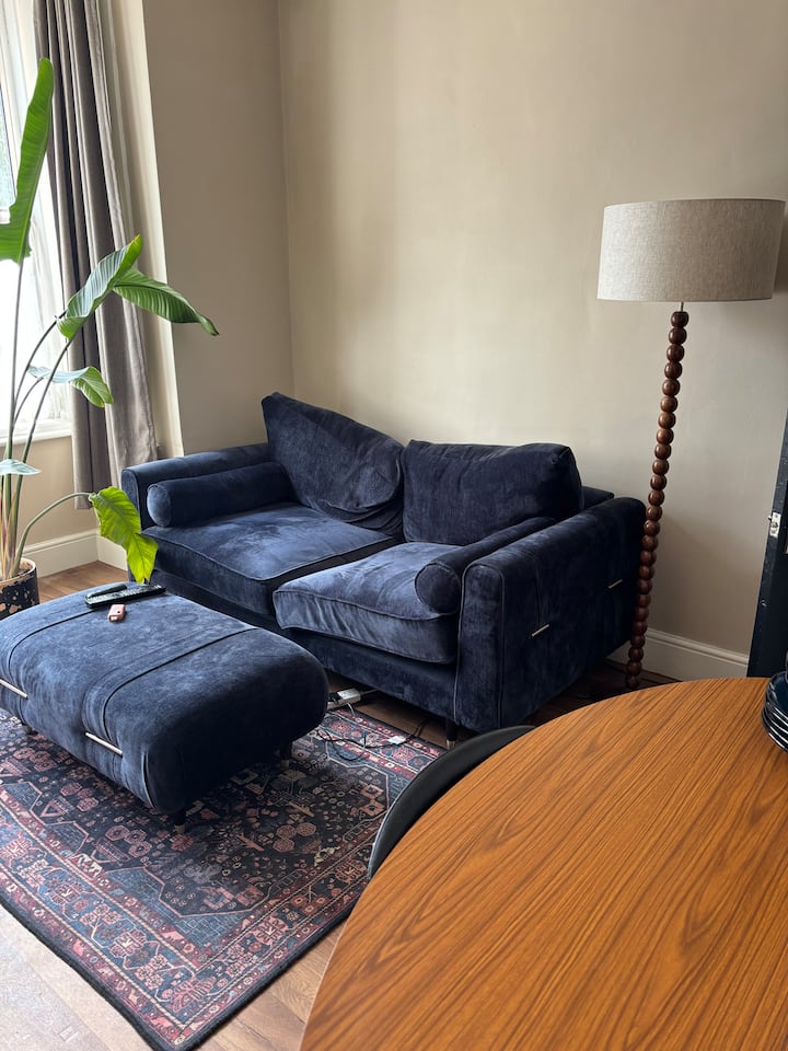 Spacious 1 Bedroom Flat - Romford