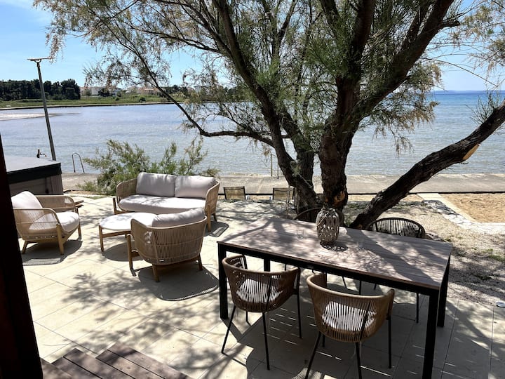 The J.a.m. Beach Mobile House With A Sea View - Zaton