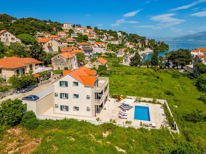 New-modern Pool Apartments - Omiš