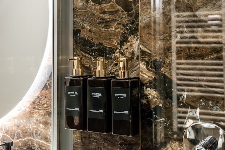 Bilocale Di Design (Bronze) - Milan