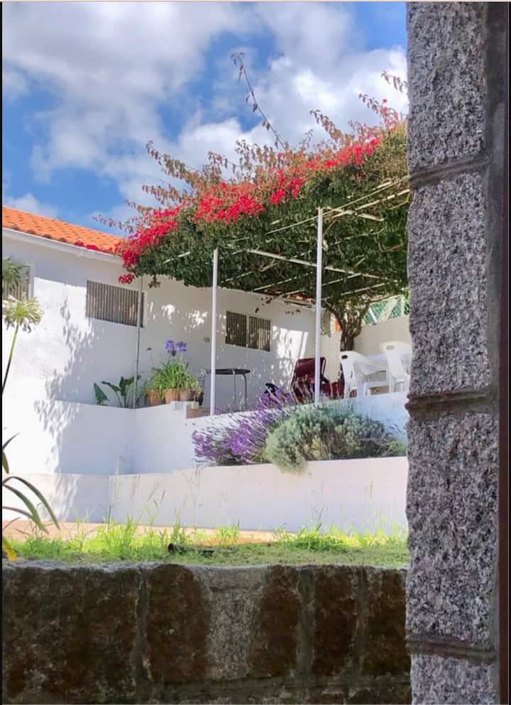 Amplia Casa Con Terraza Y Jardín En Sanxenxo - Portonovo