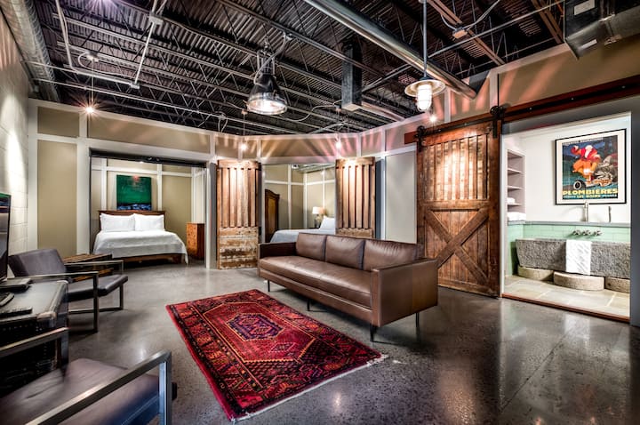 The Garden Vault - Downtown Loft - Lexington, KY