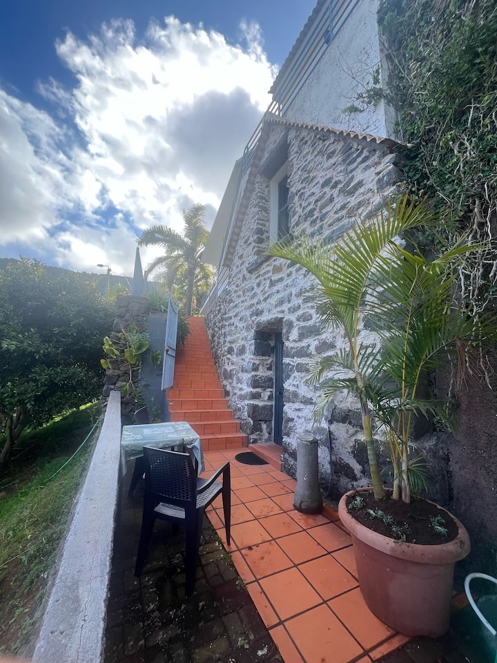 Rustic Room With A View - Madeira