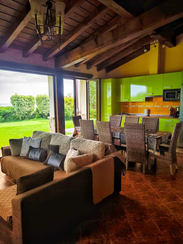Casa Con Encanto Y Vistas úNicas - Guetaria