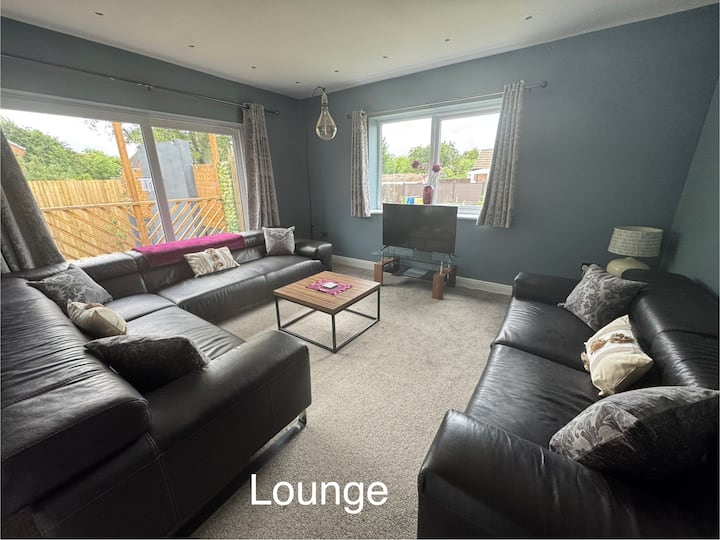 The Plum Tree - 5 Luxury Modern Bedrooms - Melton Mowbray