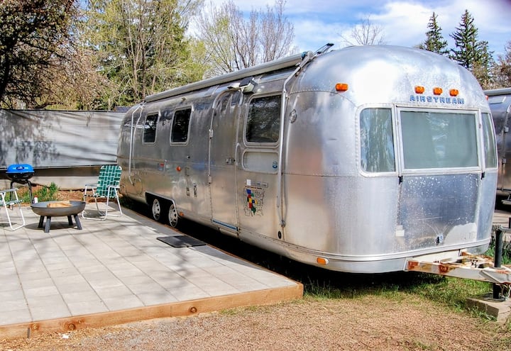 "Pine Camp" Vintage Airstream - Pinetop-Lakeside