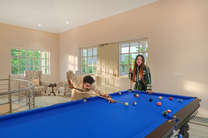 Habivana 4bhk Private Villa Dehradun| By Homeyhuts - 데라둔