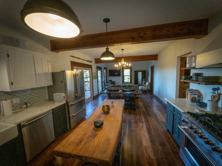 Mendocino Coast Seaside Cottage - Mendocino, CA