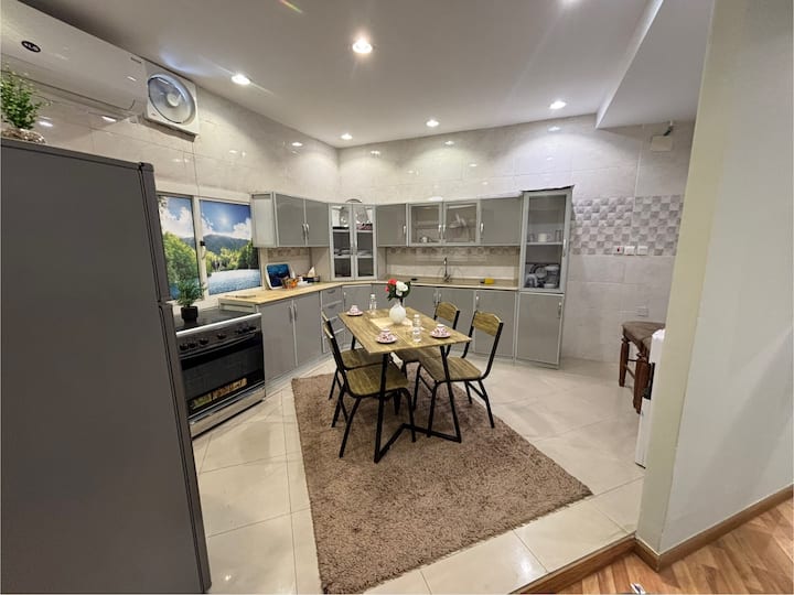 Chic Apartment 3 - Jedda