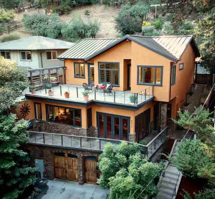 Montclair Mountain House Getaway - Berkeley, CA