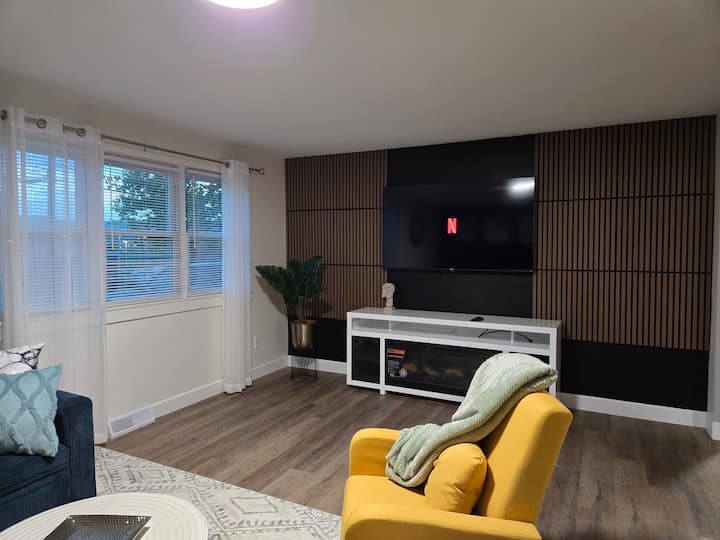 Cozy Hershey- Harrisburg Hideout W/ Hot Tub - Middletown, PA