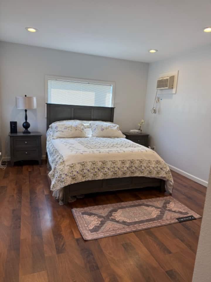 Entire Guest House To Make You Feel At Home - San Jose, CA