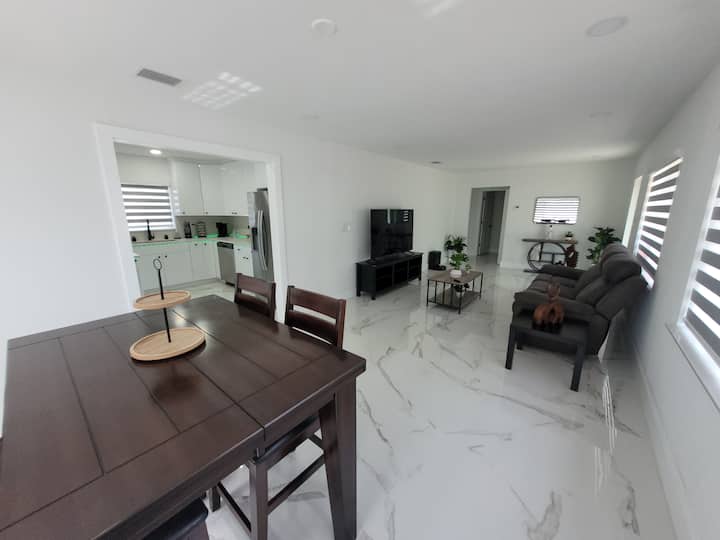 The Forest Park House - Temple Terrace, FL