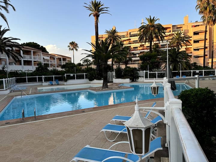Charmant T2 - Vue Sur Mer - Vallauris