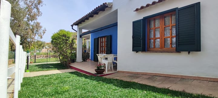 Central Apt For 5 With A.c., Wifi And Pvt Parking - San Teodoro