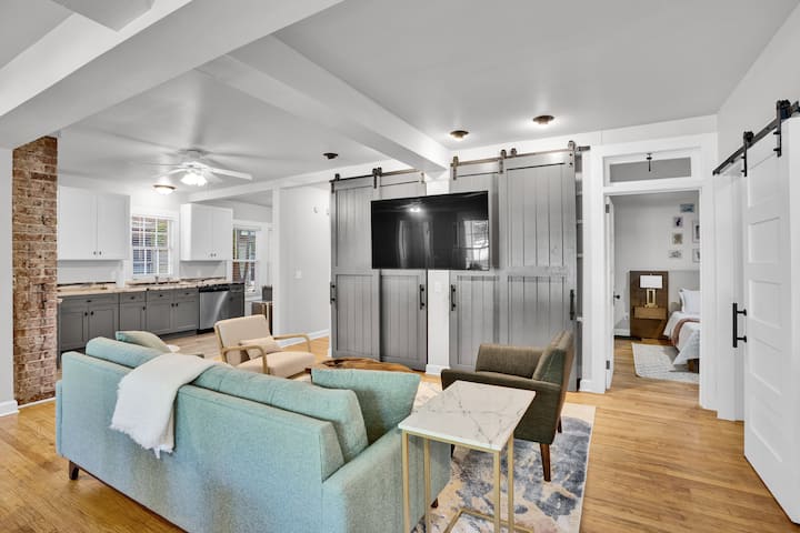 Downtown King Home – Renovated, Screened Porch, Ne - Columbia, SC