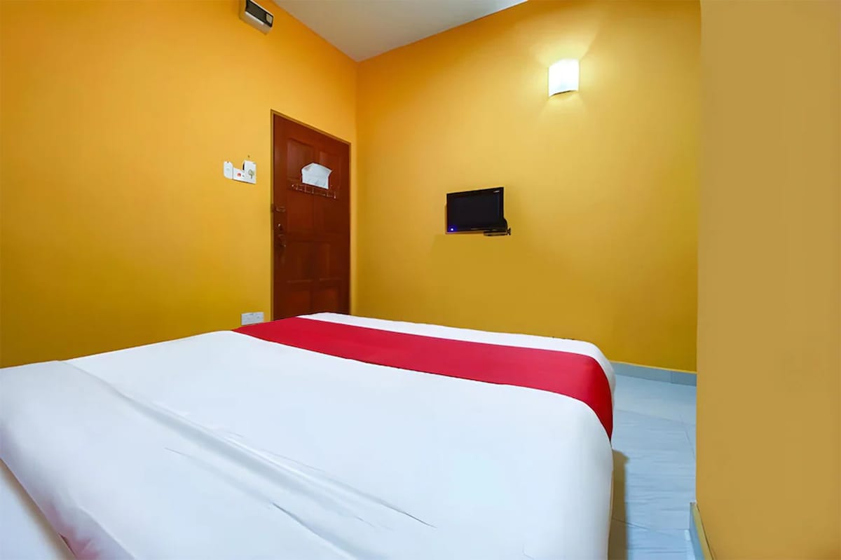 Habitación doble de lujo en el Coop Hotel Kangar - Airbnb