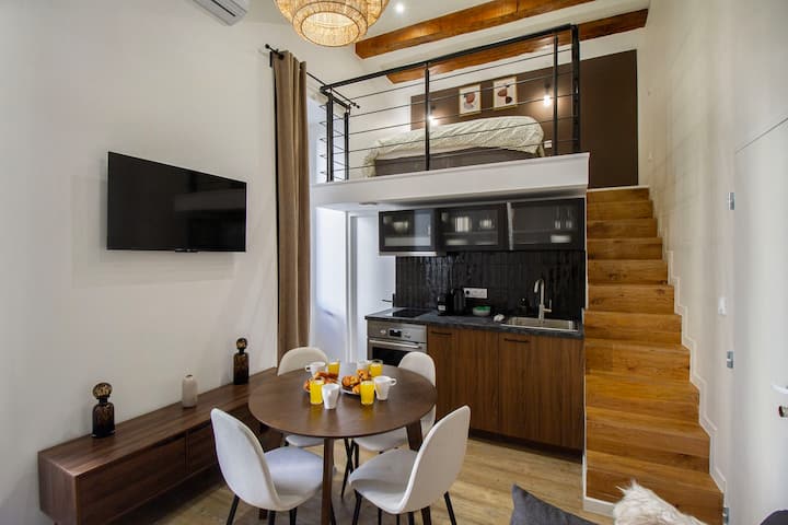 Athènes 101 - St Charles - Réformés - Vieux Port - Marseille