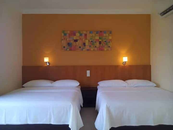 Family @ Casa Idaman Motel - Pantai Cenang