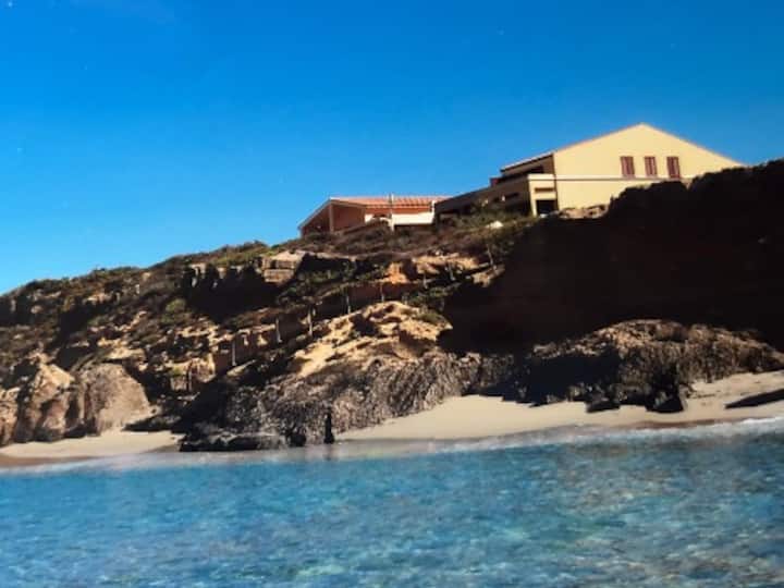 La Casa Nel Blu - Cabras