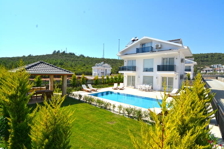 öLüdeniz De Kiralık Havuzlu Villa Panorama A - Ölüdeniz