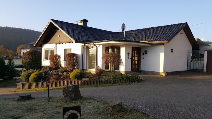 Großzügiges Ferienhaus 3 Sterne - Meinerzhagen