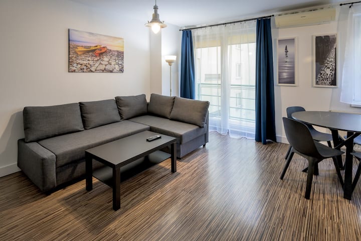 Rentplanet — Pulaskiego Ii Apartment - Wrocław