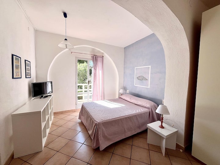 Bilocale In Condominio Centrale - Santa Teresa Gallura