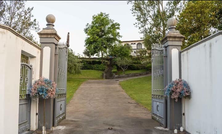 Tenuta Il Castagno
Country House - Torre del Greco