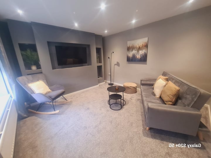 Stylish 4 Bed Home South Shields - Sunderland
