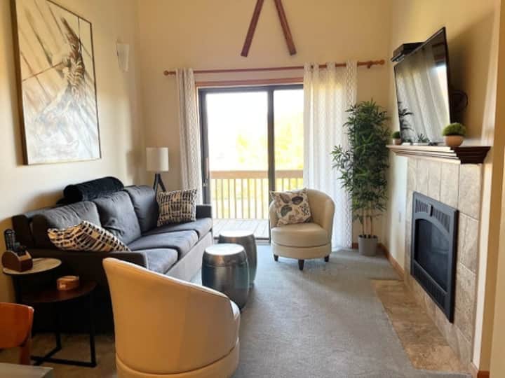 Ski In/out Cozy Modern Condo Discounted Hv Passes - Salamanca, NY