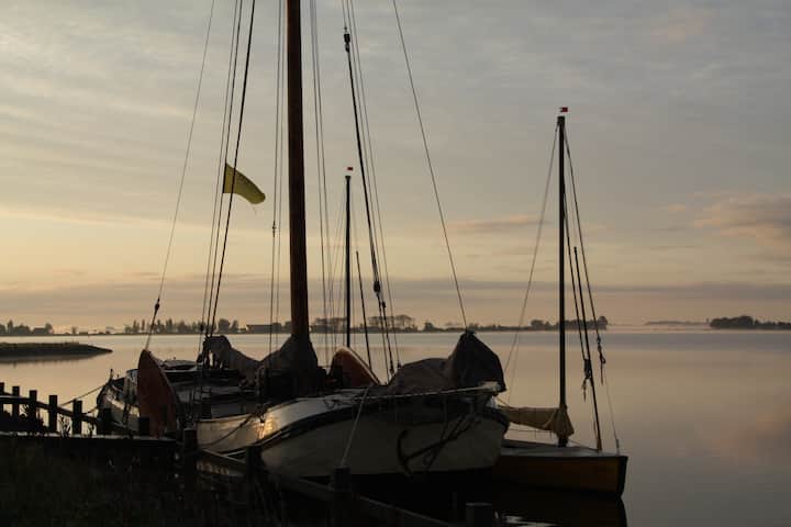 Luxe Kamperen óP Het Water - Sneek