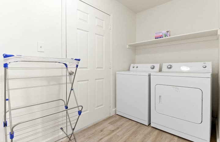 2bd Condo: Texas Coast Adventure - Aransas Pass, TX