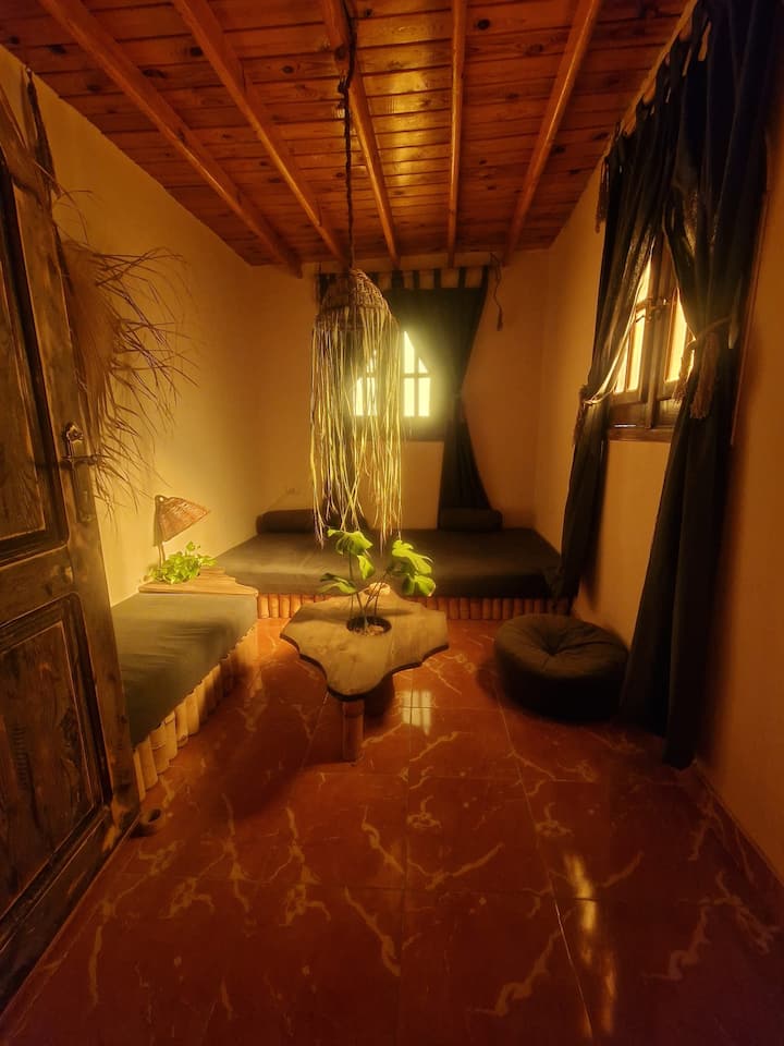 Private Room In Art House - Egypt