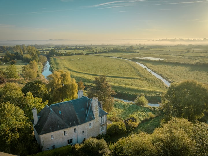 Manoir Normand Xivème Siècle - Ouistreham