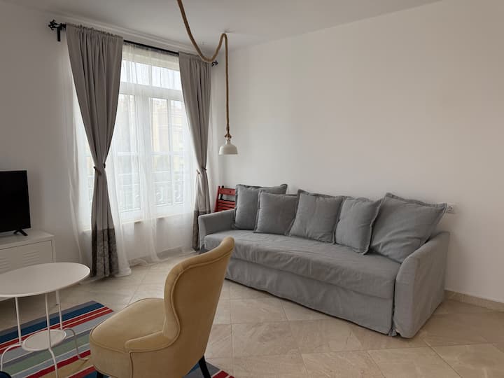 Flores Garden Pool & Sea View - Chernomorets