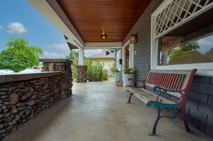 Highland House - Visalia, CA