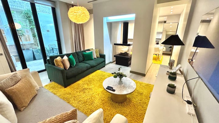 3bdr Mayfair Flat W. Private Patio Near Hyde Park - London, UK