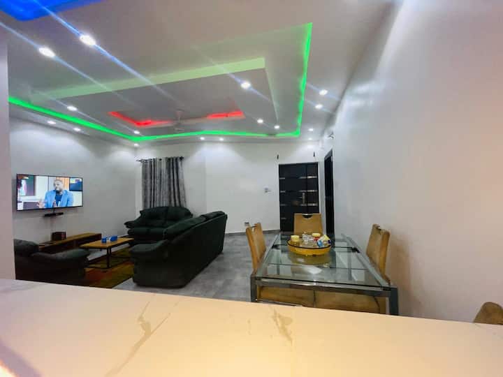 Tropical Getaway - Rooftop Apt - The Gambia