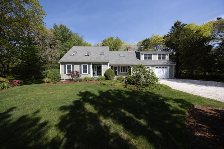 Cape Cod Retreat 5 Minutes To Beach - Black Beach, Falmouth