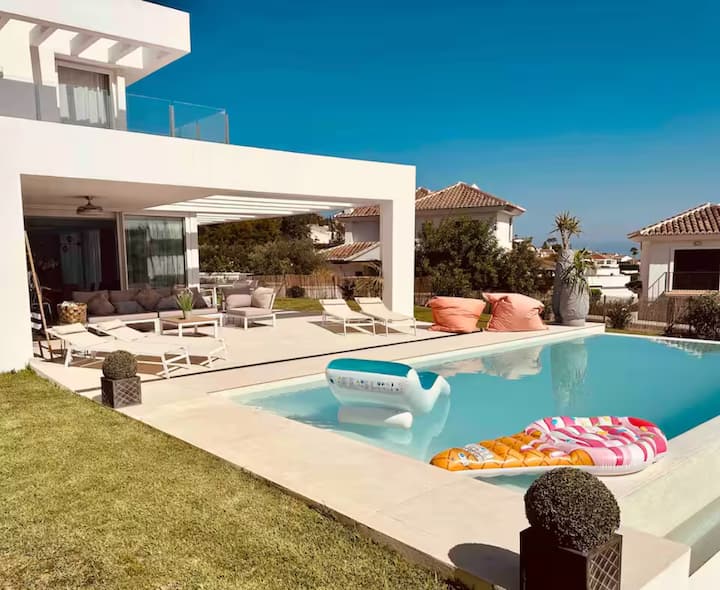 Family Friendly Luxury Villa - Pool And Sea Views - Mijas