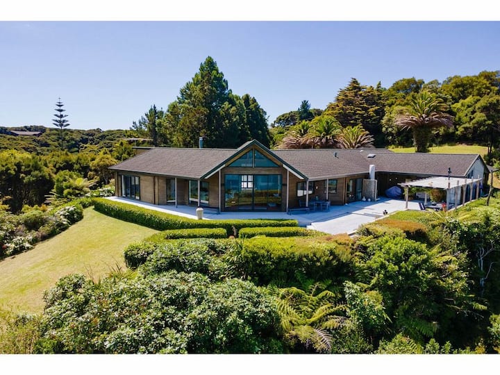 Luxury Beachfront With Starlink - Bay Of Islands