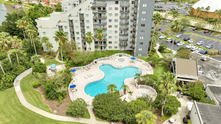 Perfect Location  Top Amenities - Orlando, FL