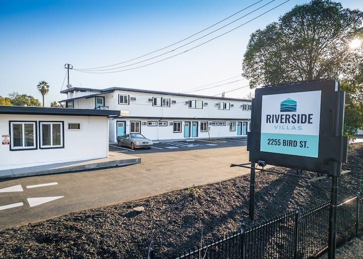 Cozy Apt In Downtown Oroville! - Oroville, CA