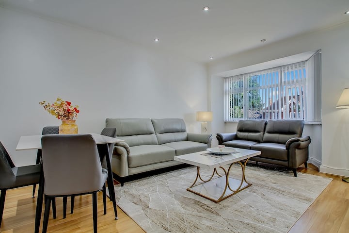 Maisonette Near Wembley Stadium - London