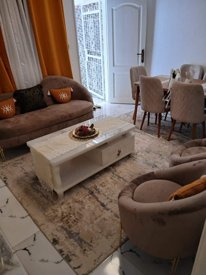 Logement Entier Meublé à Dakar - Dakar